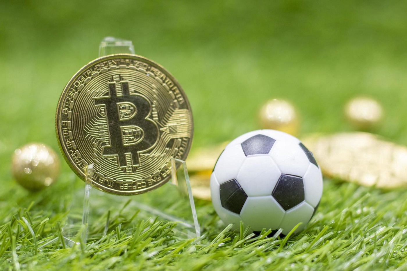 Football Fan Tokens and Their Movements Driven by Game Results
