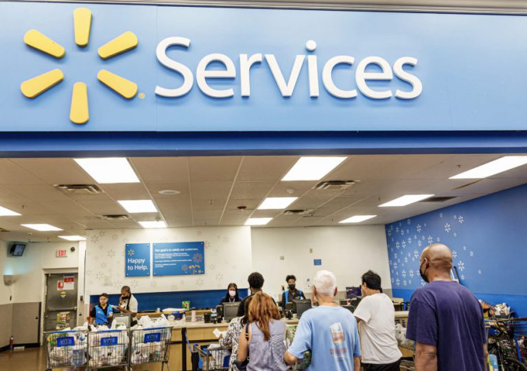 What Time Does Walmart Customer Service Open?