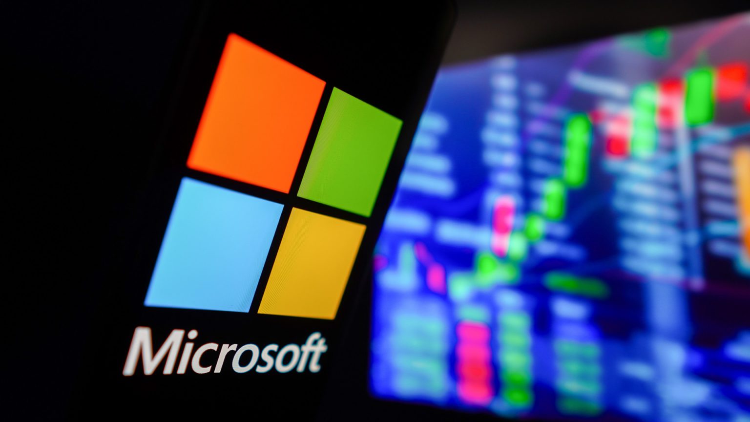 Microsoft Azure Fuels MSFT Rally: Should You Invest Before $500?