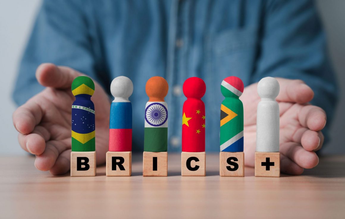 Why Experts Say the BRICS UNIT Won’t Replace the US Dollar