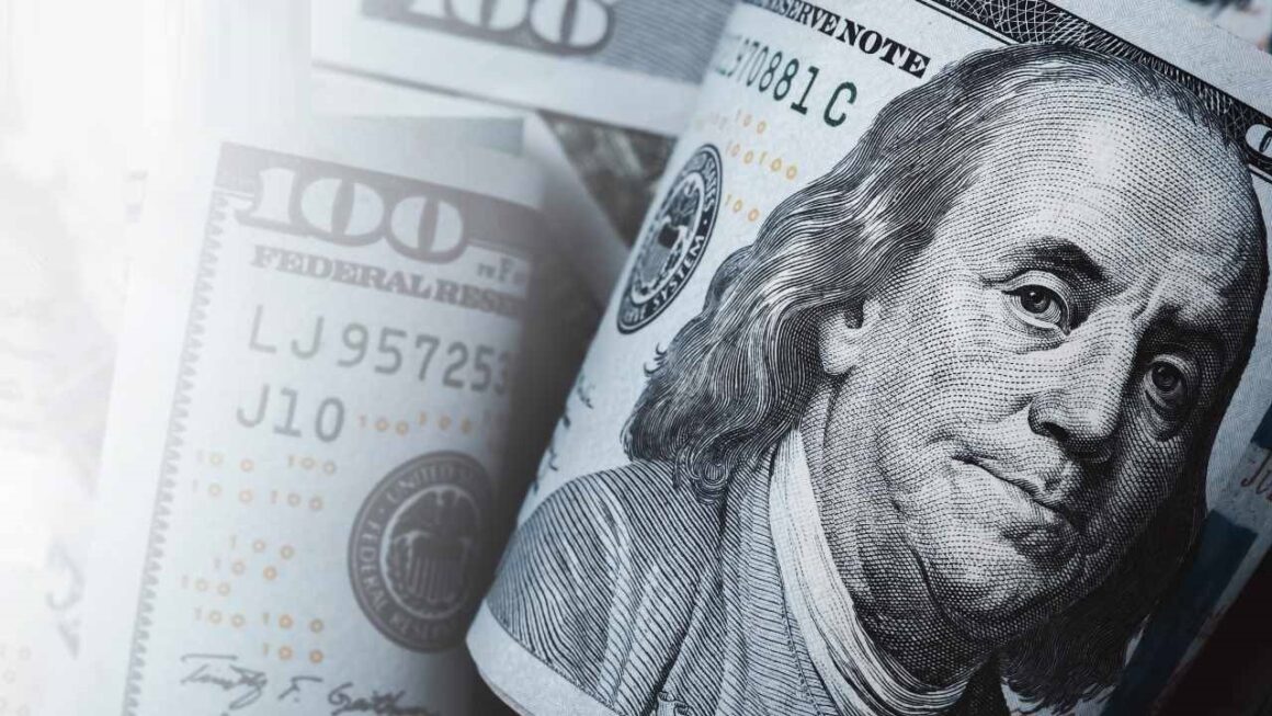 De-Dollarization? The US Dollar Just Hit a 4-Year High